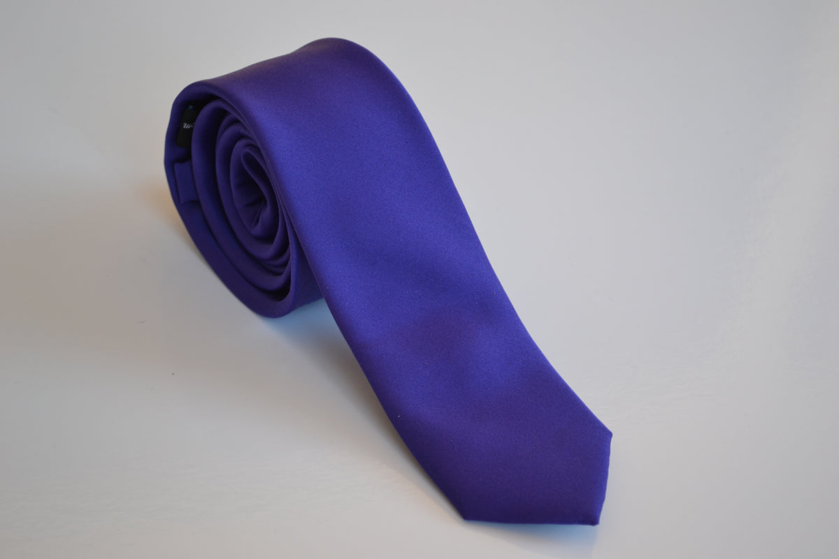 Purple tie store